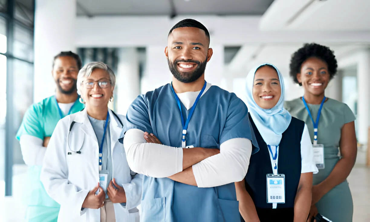 10 Best Tips for Pursuing A Career in Healthcare - CloudMineInc