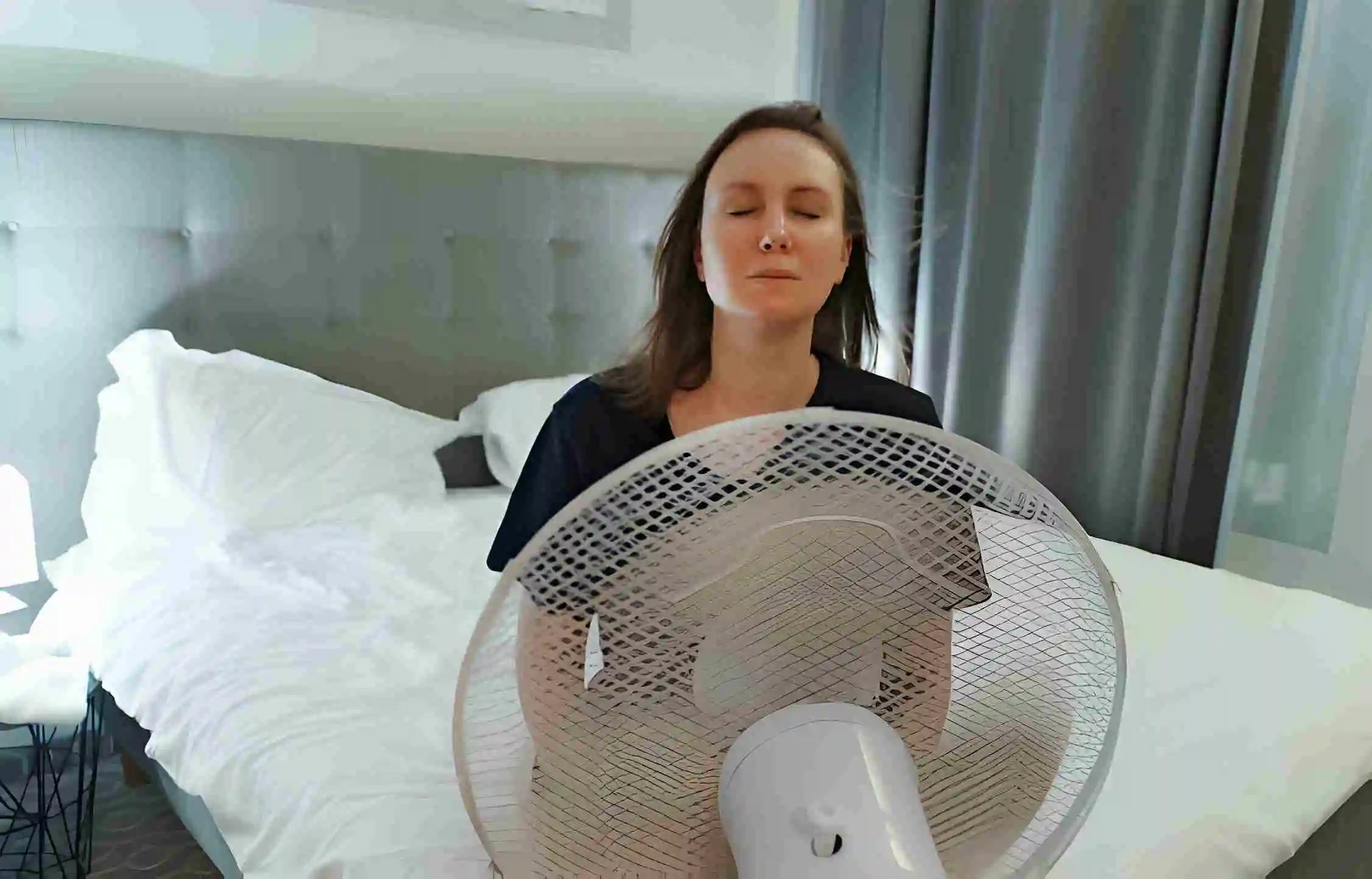 How To Manage Sleep in Hot Weather - CloudMineInc