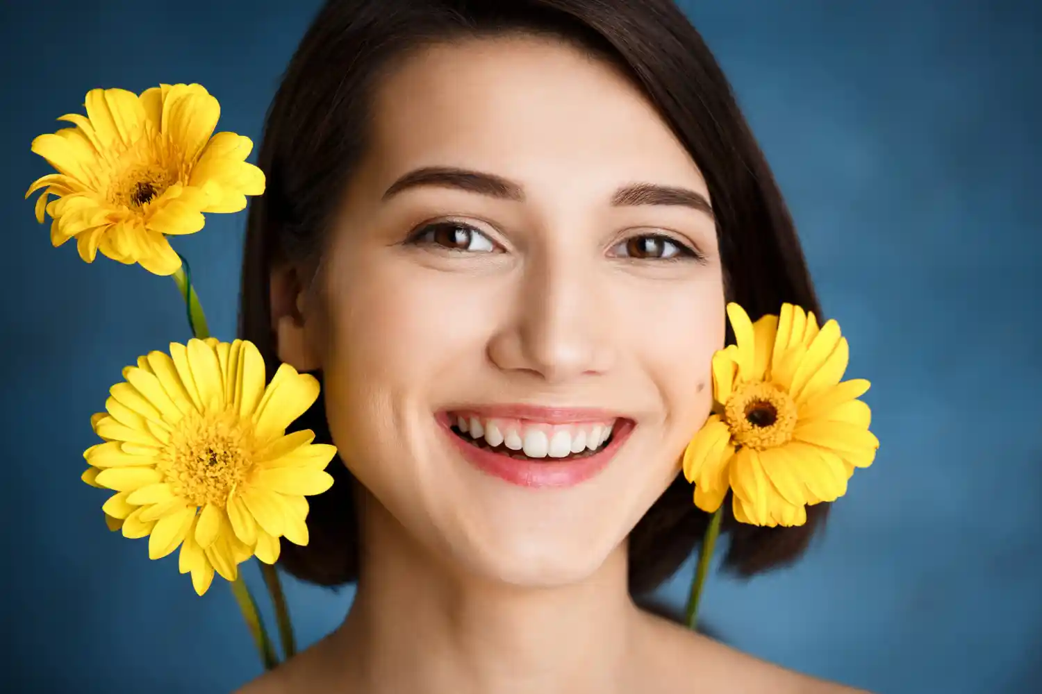 Guide To Smile Makeovers: Transforming Your Look - CloudMineInc